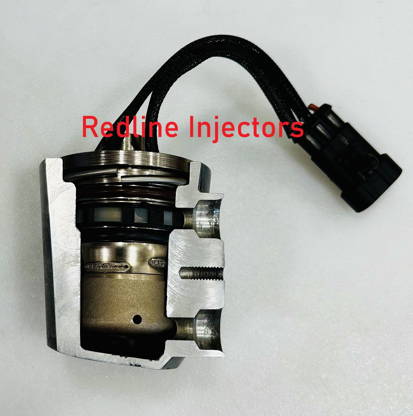 How do E-TEC fuel injectors work? | Redline Injectors & Rails